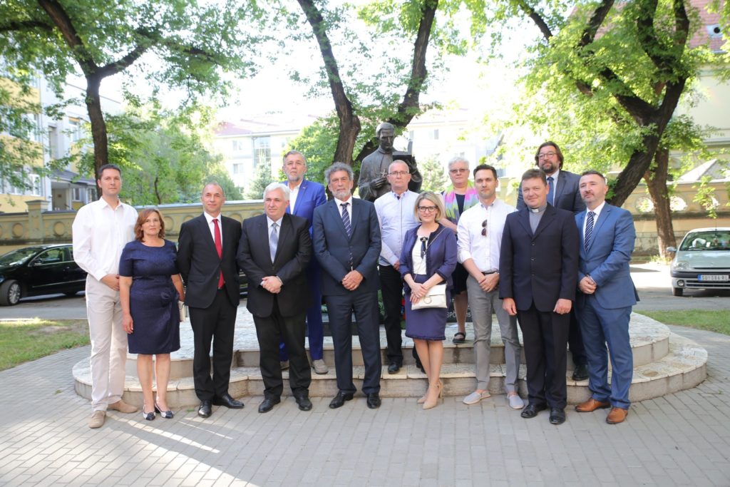 The Dean of the College Participated in the Ceremonial Academy of the ...